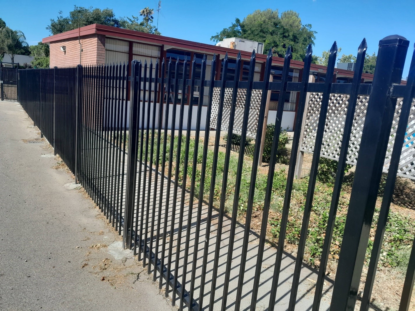 Steel Fences | Sacramento, CA | Fantastic Fence